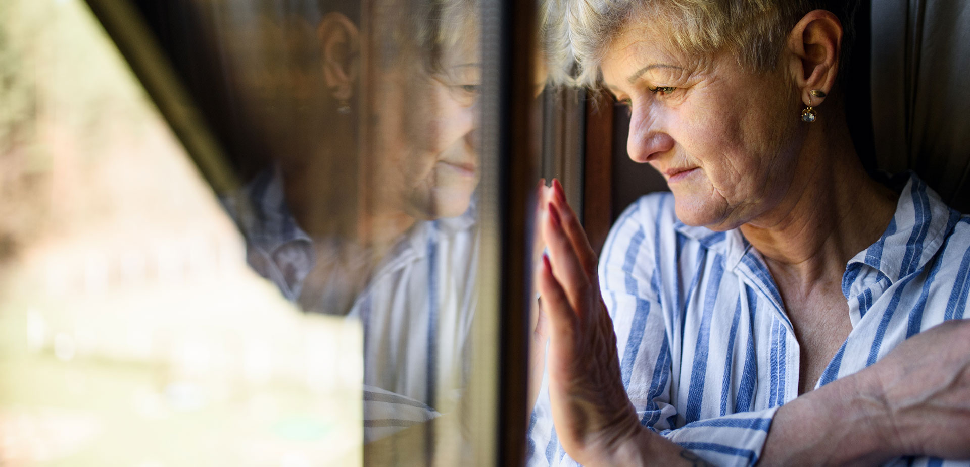 What is the signal for help? | Alberta Blue Cross®